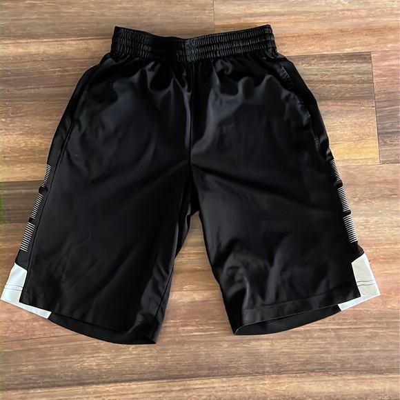 Xersion | Bottoms | Xersion Quickdri Black Athletic Shorts Youth L ...